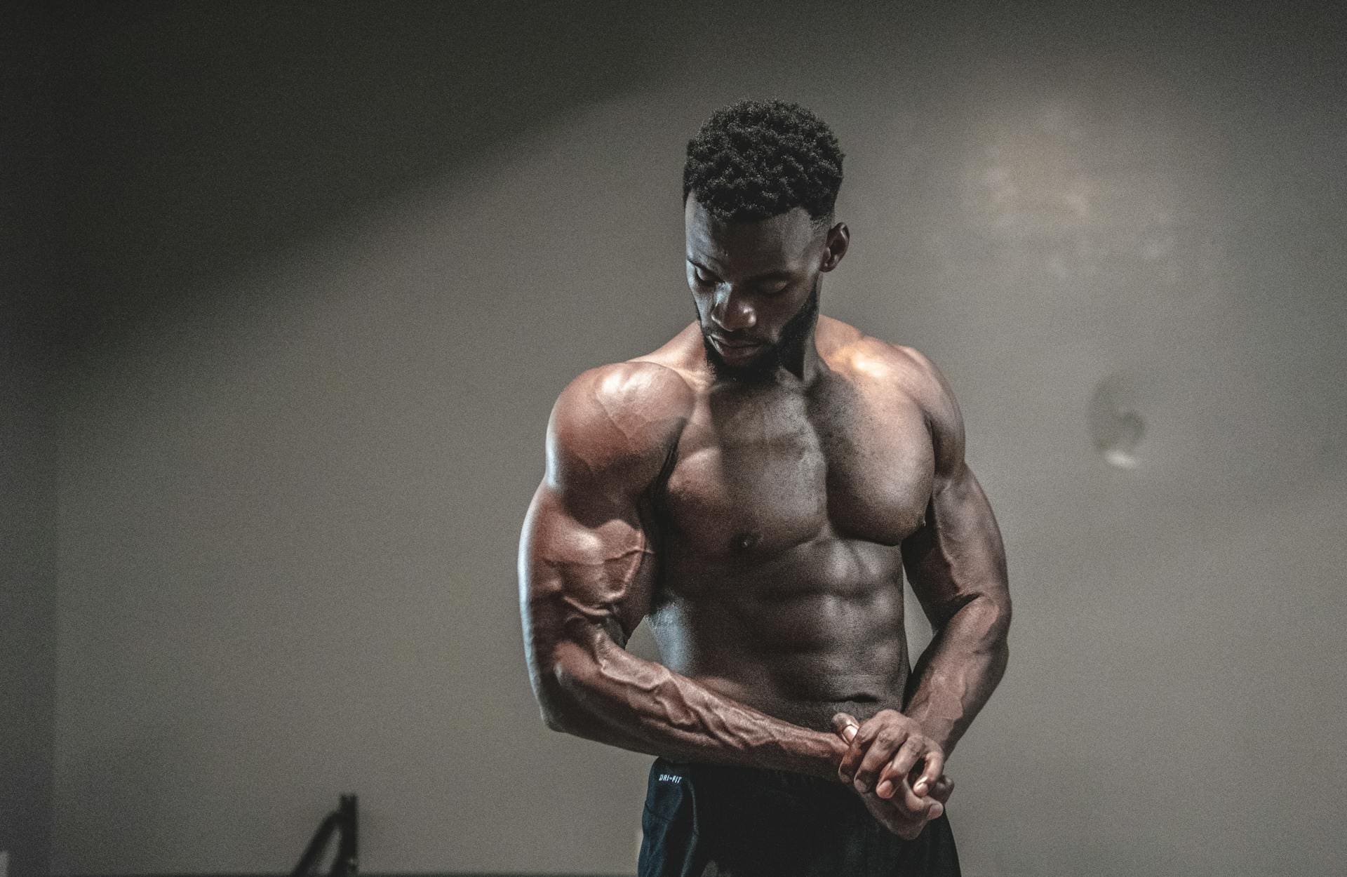 Top 3 Best Tricep Exercises | Science Based | The Strength Blog